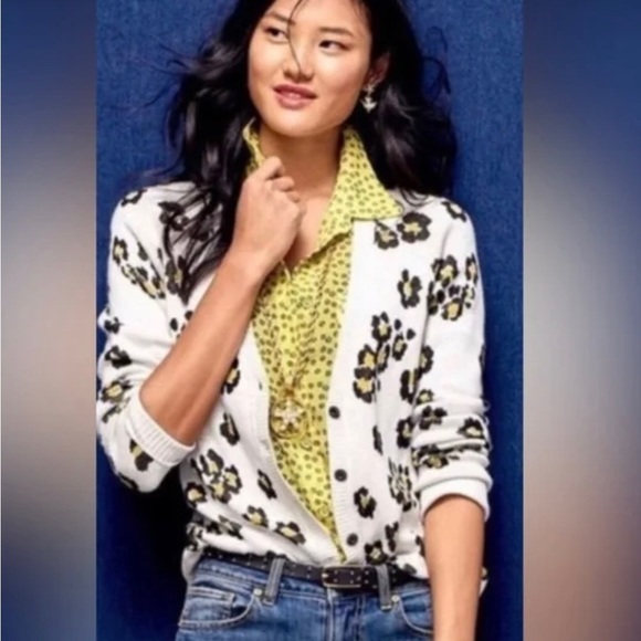 CAbi | Sweaters | Cabi Kiki Cardigan Leopard Print Cardigan Xs Animal ...